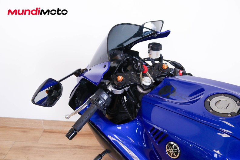YAMAHA R7 - Mundimoto